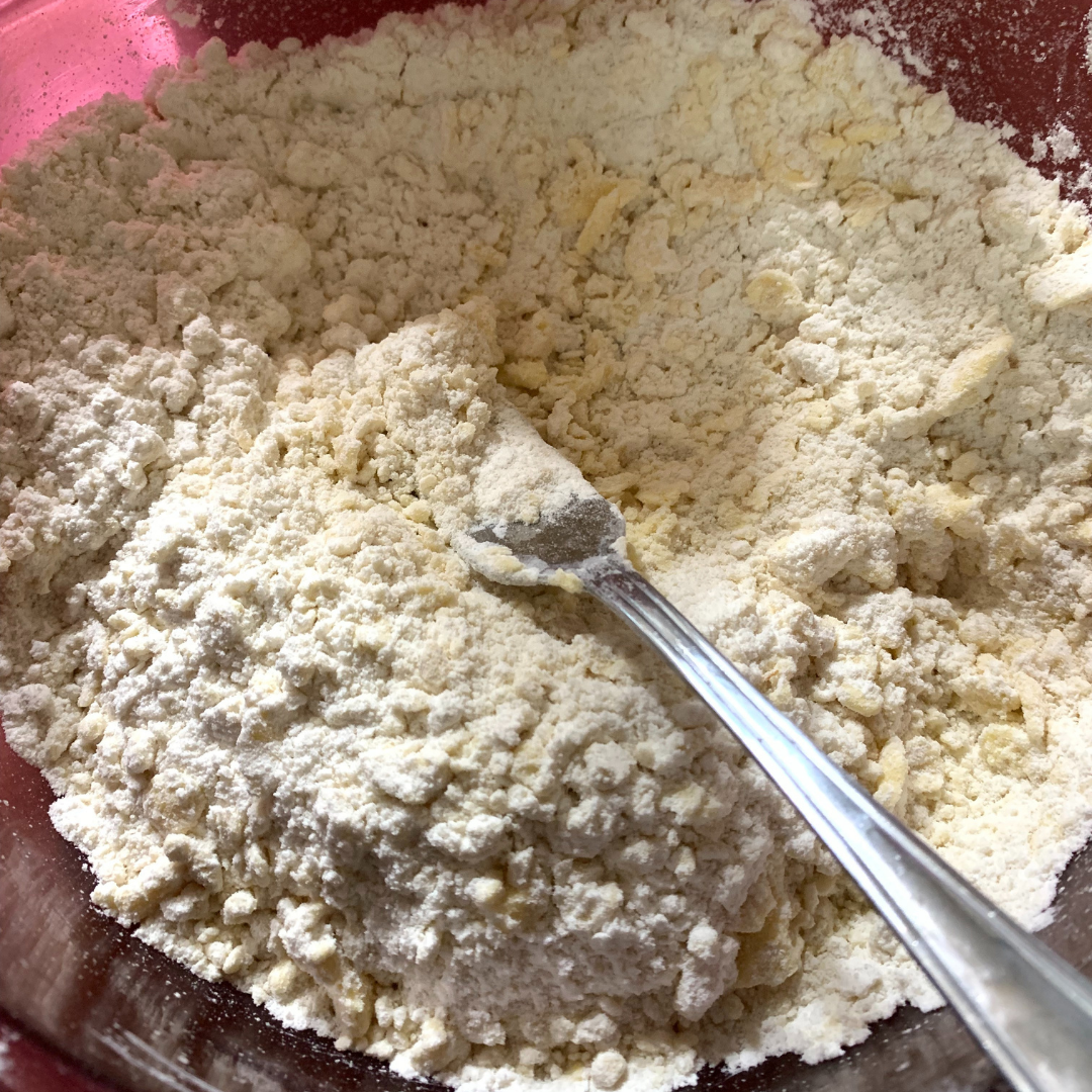 Authentic Bahamian Johnny Cake Recipe (2023)